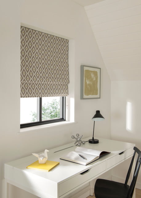 Why Roman Blinds Are Practical For Study Rooms
