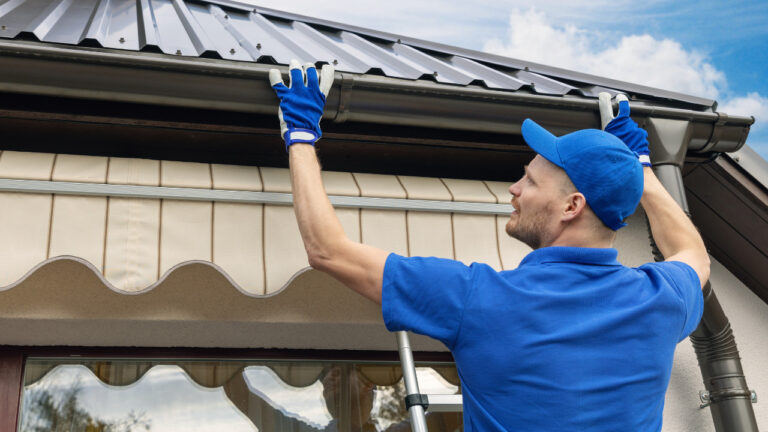 Roofing with Gutters and Leaders: Purpose, Installation and Cleaning ...