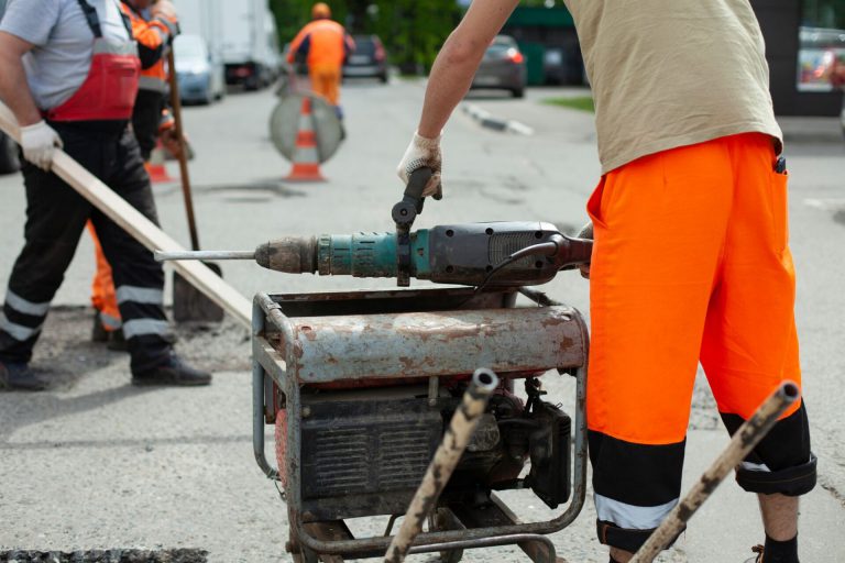 A Beginner’s Guide To Tri Fuel Generators - Construction How