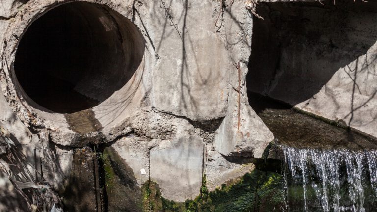 Permeable Concrete: Composition, Properties and Application ...