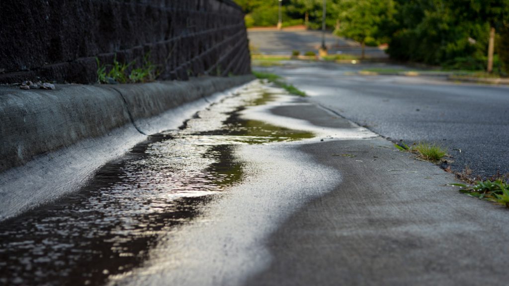 Permeable Concrete: Composition, Properties and Application ...
