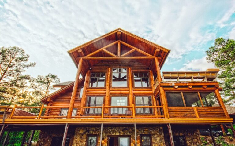From Rustic to Modern: Embracing the Elegance of Rafter Ceilings ...