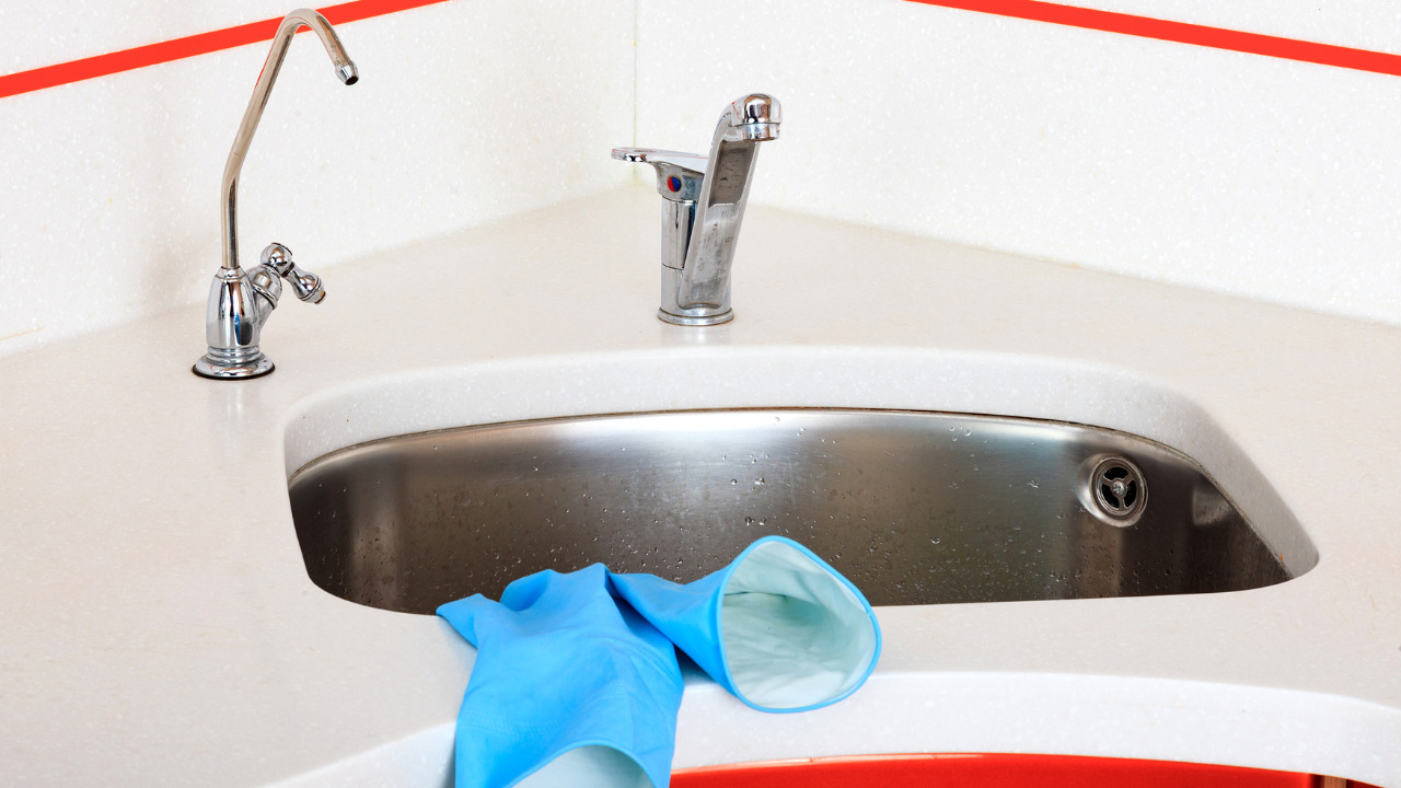 How to Clean Sink with Baking Soda and Vinegar? - Construction How