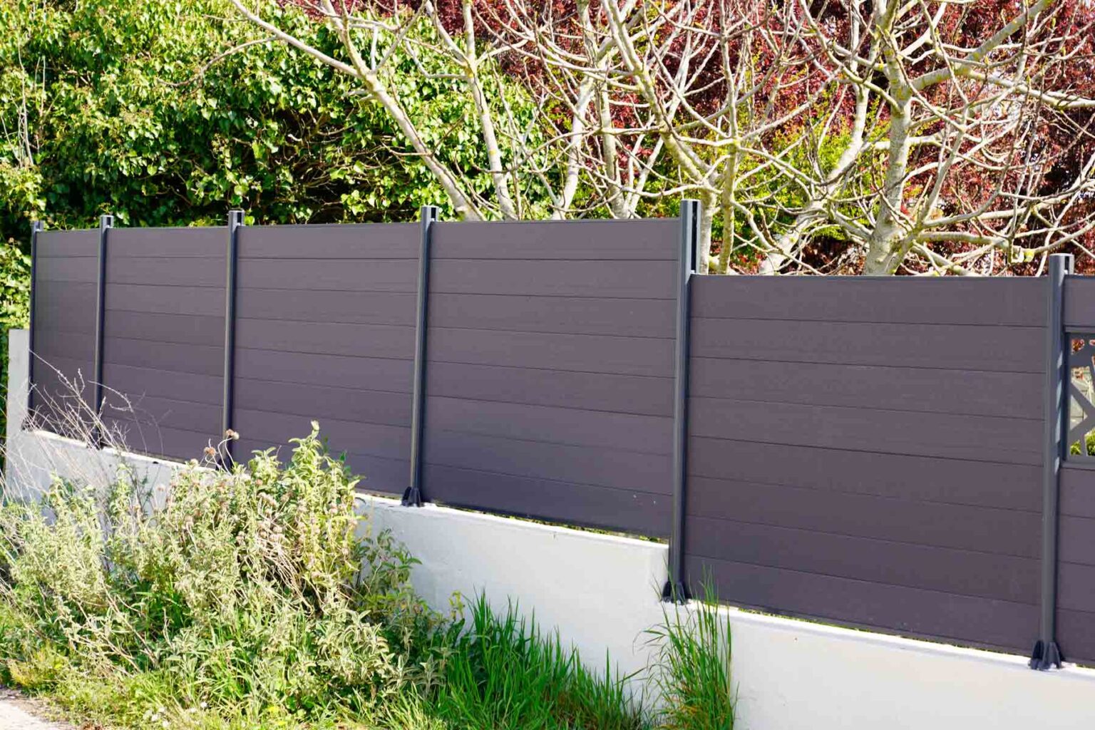 Aluminum Privacy Fence Systems for High-Wind and Snow-Load Zones ...